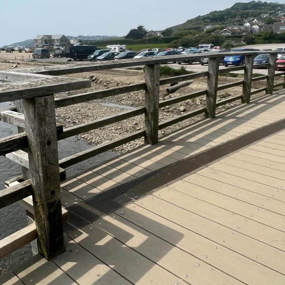 Polydeck: Expert GRP Walkway Solutions